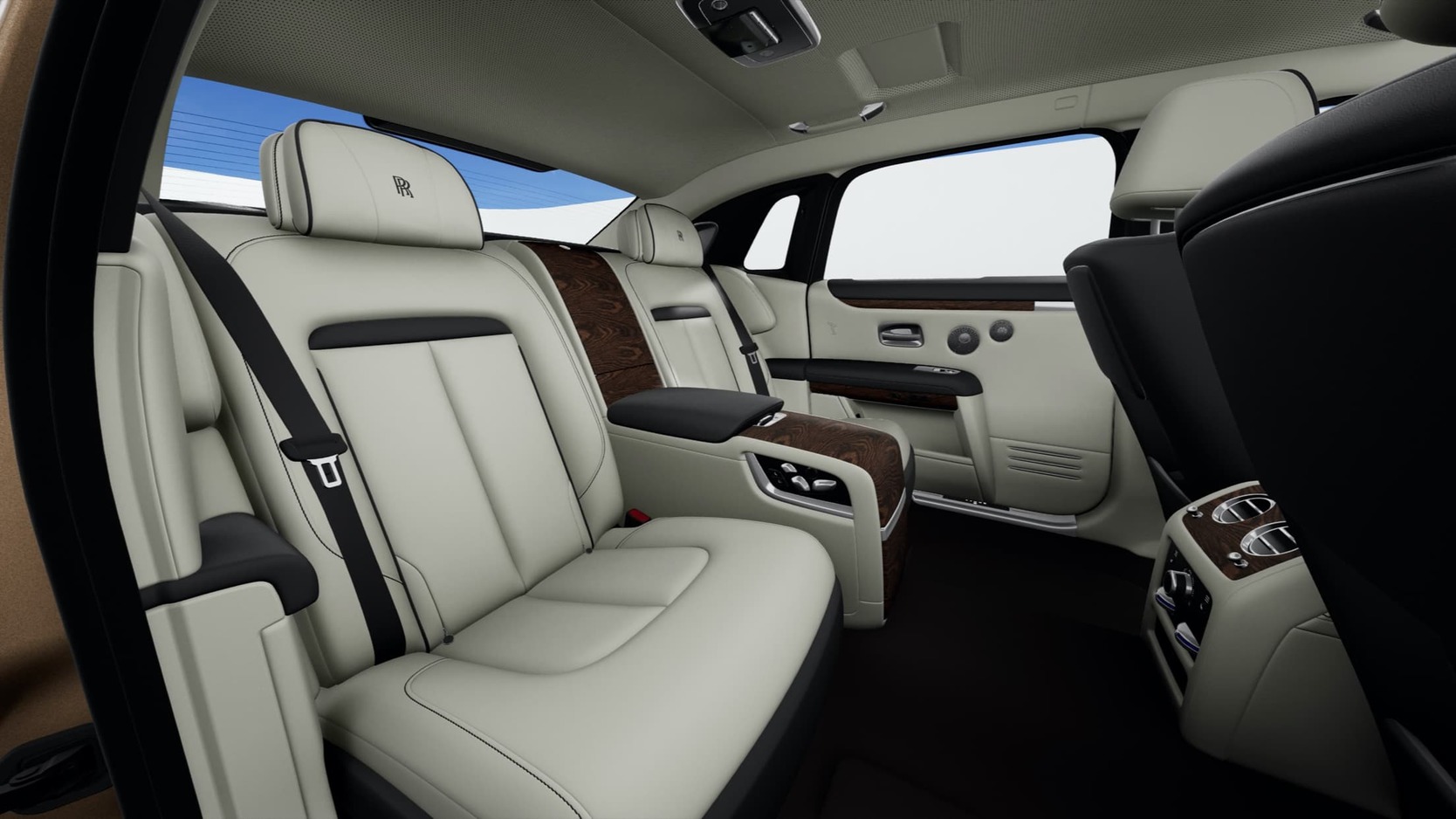 GHOST EXTENDED の製作を発注する