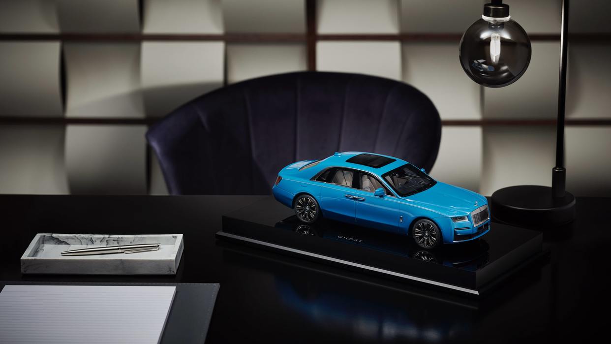 Replica Model Car Ghost 1:18