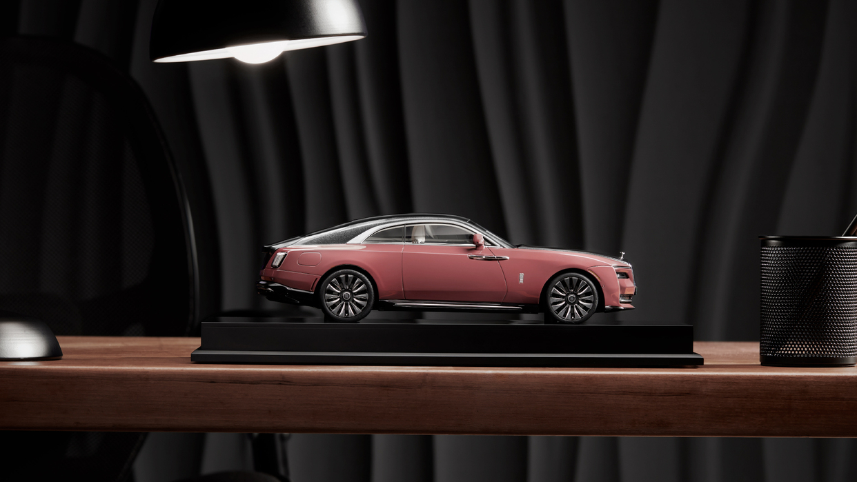 Replica Car Model - Spectre