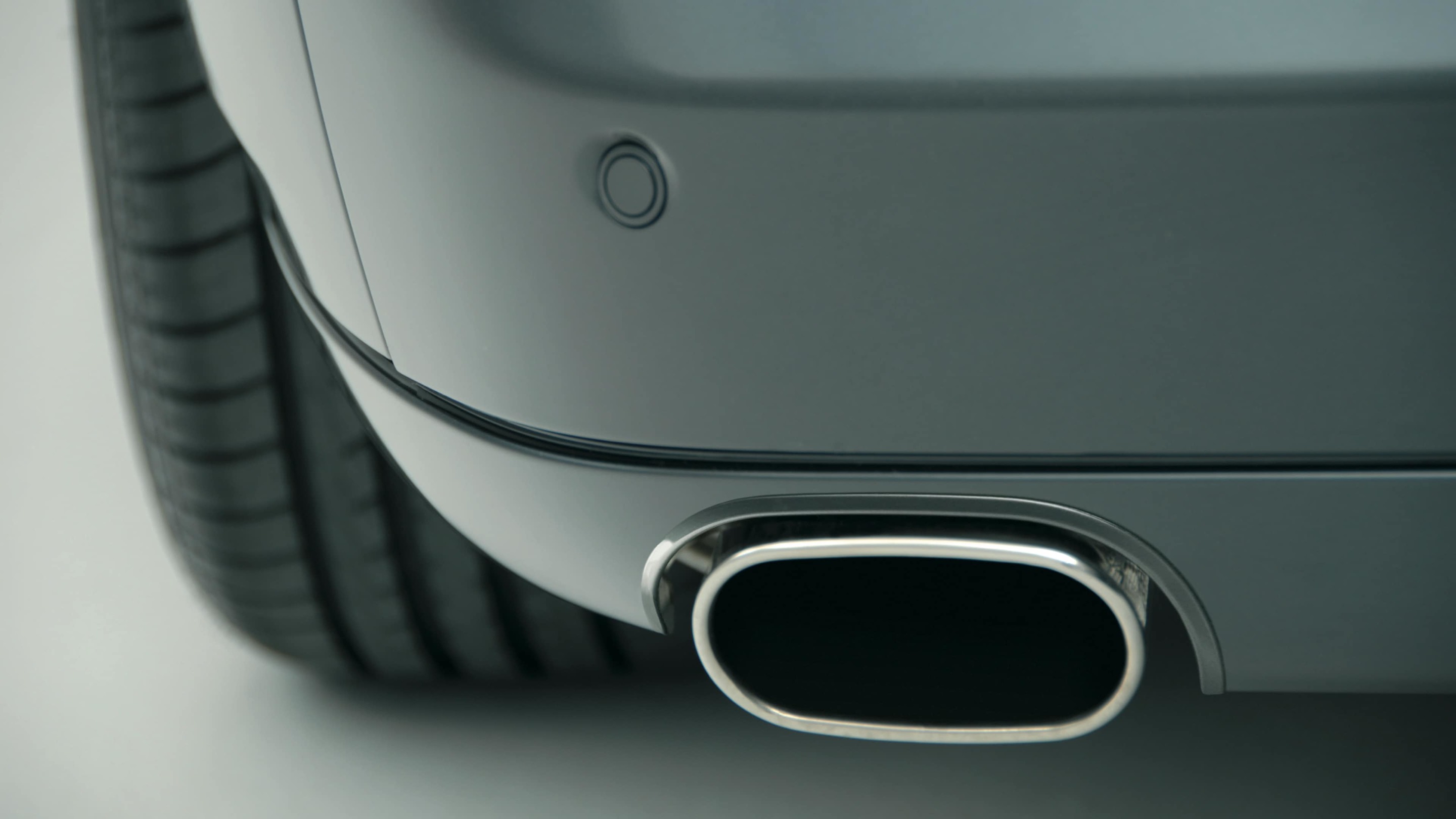 Visible exhaust